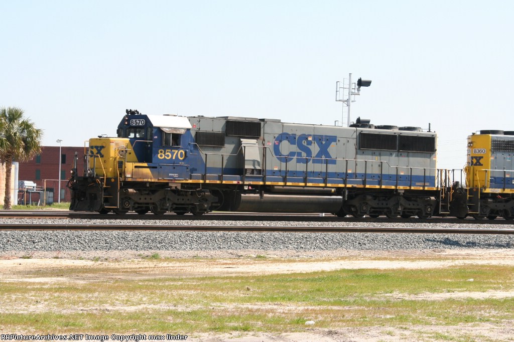 CSX 8570
